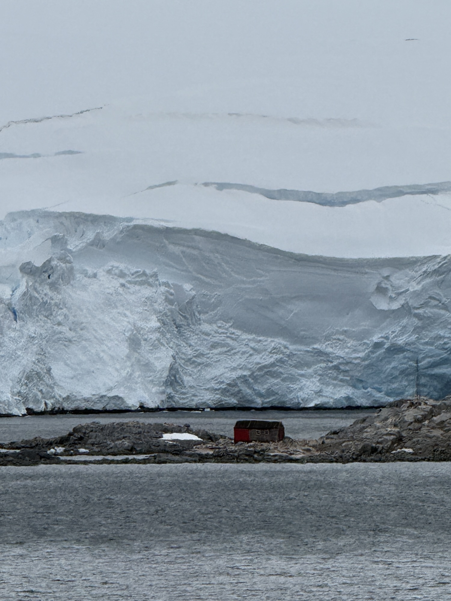 Spending two different years in the Antarctica Peninsular (Dec. 31 ...